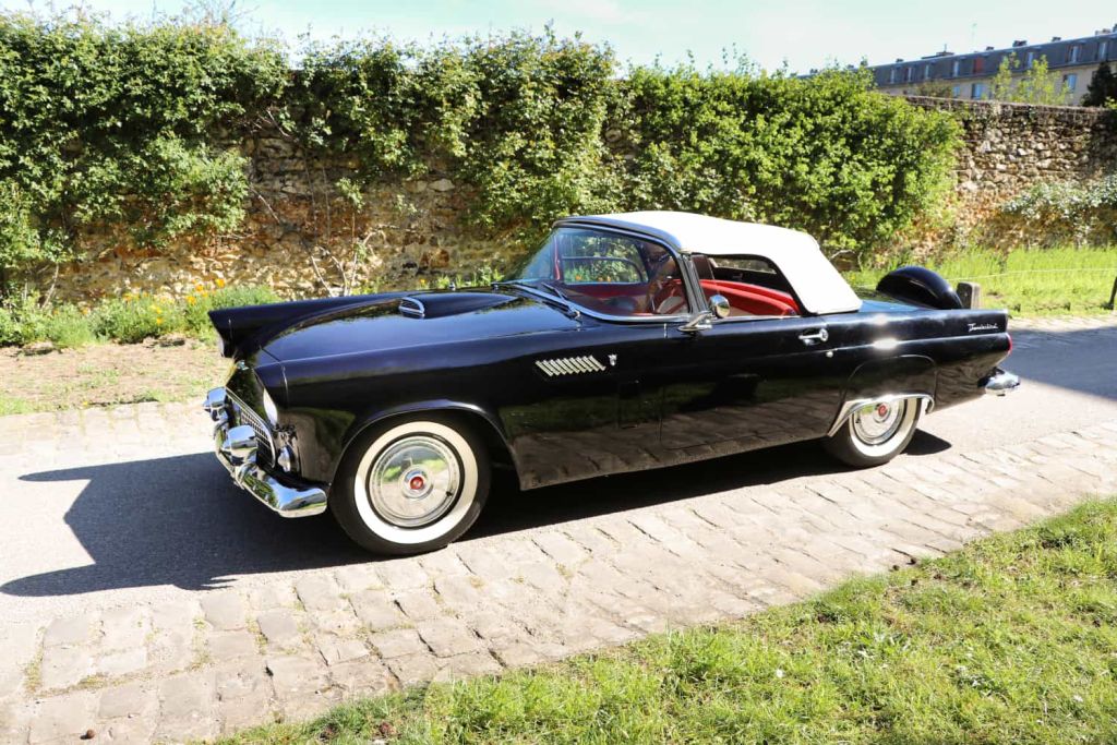 Rent a classic car | Cartis Classic Car rental